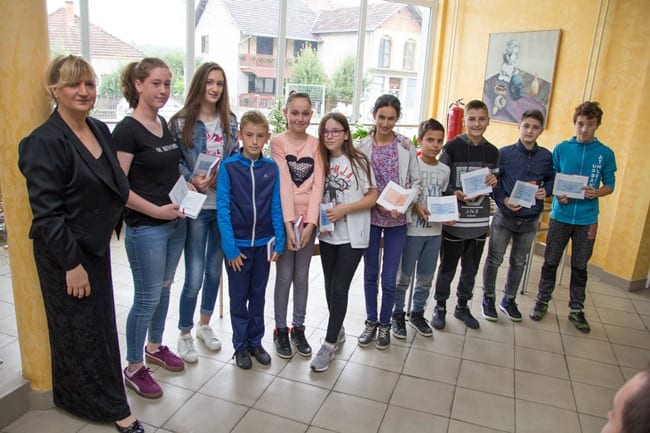 Ozonpress Izuzetan uspeh učenika OŠ Tatomir Anđelić u godini jubileja ...